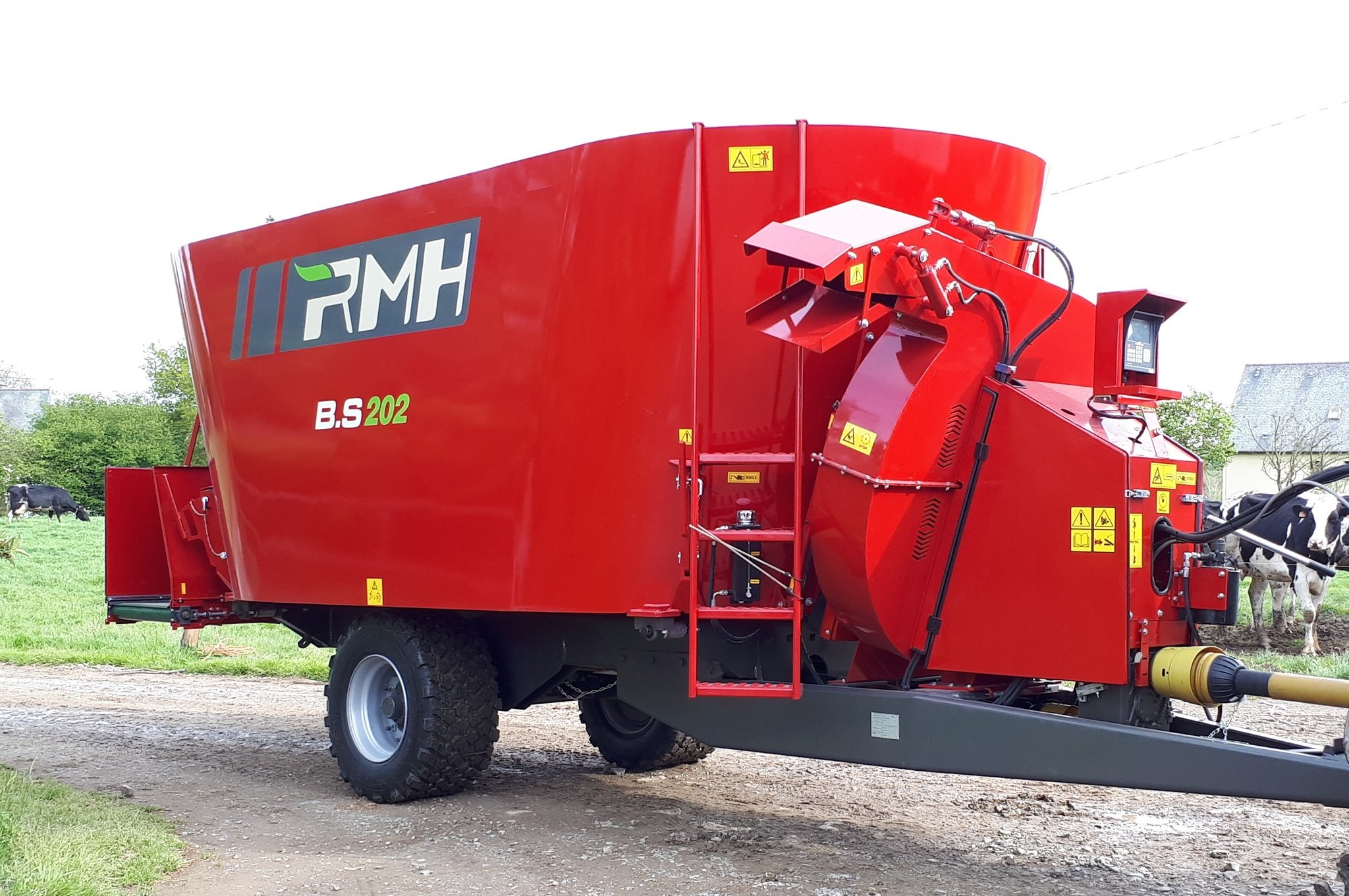 Remorque mélangeuse type Mixell 202 pailleuse à vendre sur My RMH.
